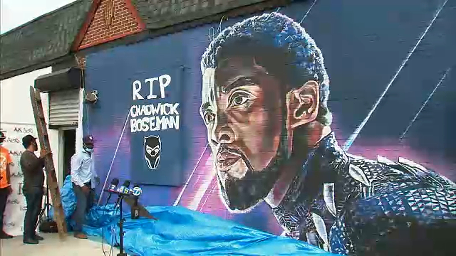 Artist Kenny Altidor created a mural honoring the life of 'Black ...