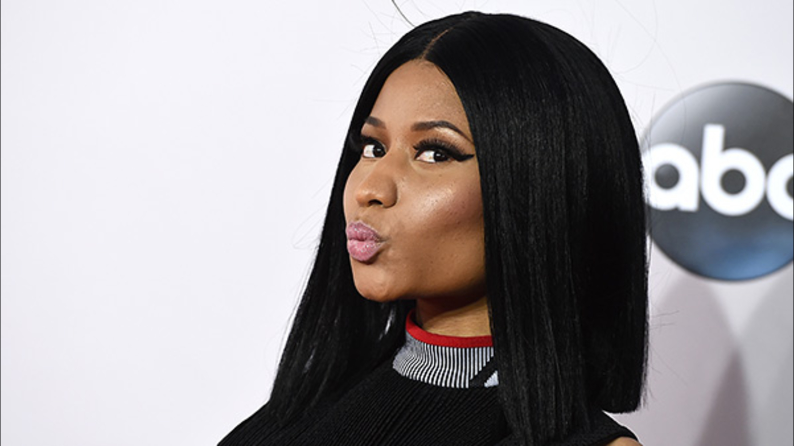 Rapper Nicki Minaj invests in higher education for her fans - ABC13 Houston