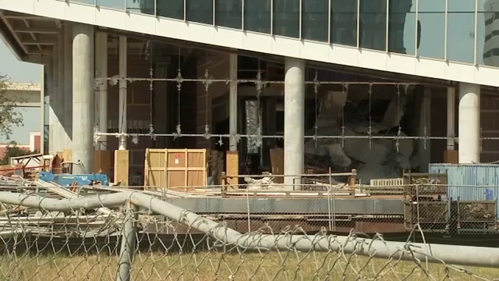 Houston building collapse: 3 dead from work site incident near ...