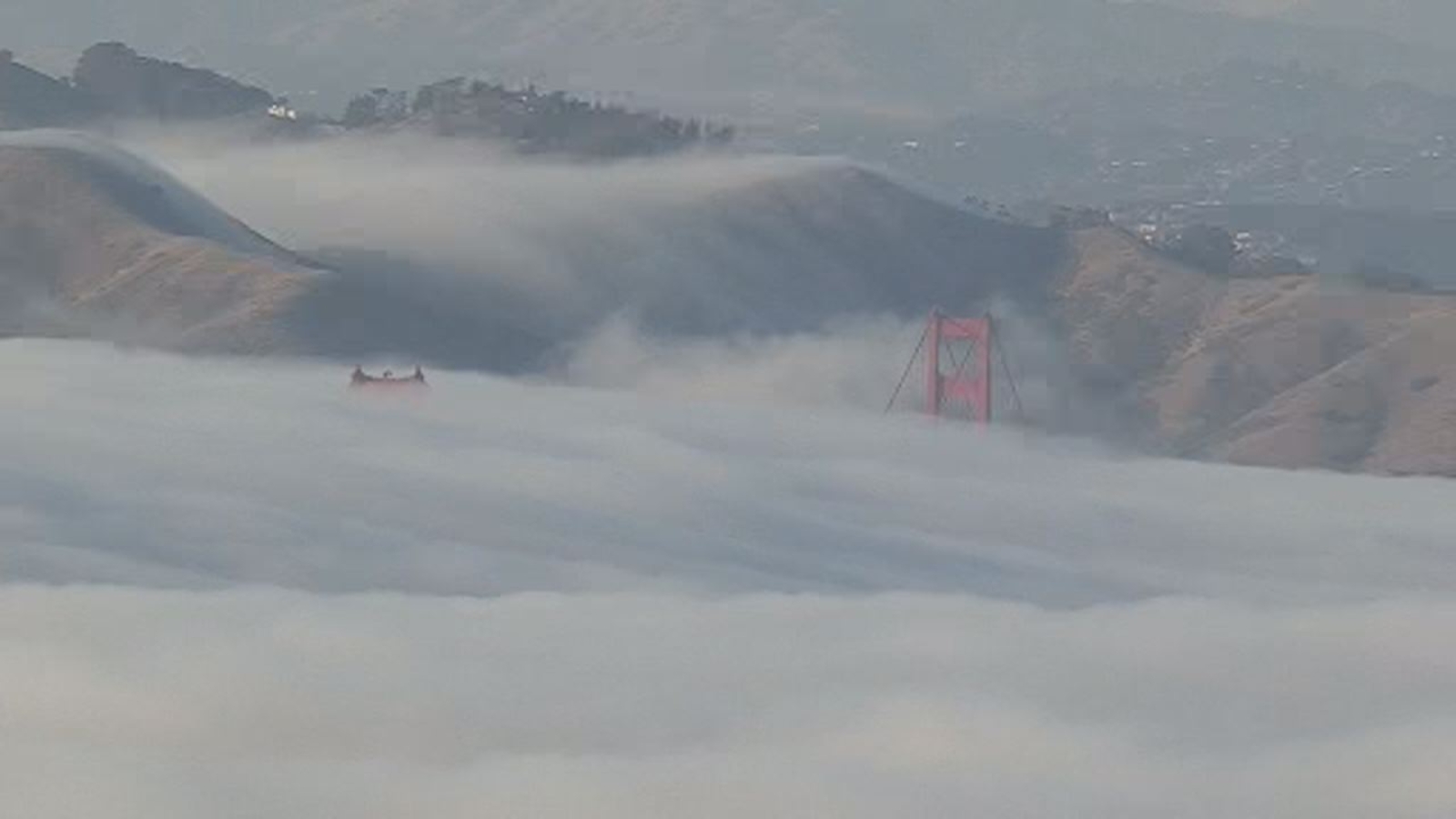 Karla the Fog reveals herself after Karl the Fog dissipates in San ...