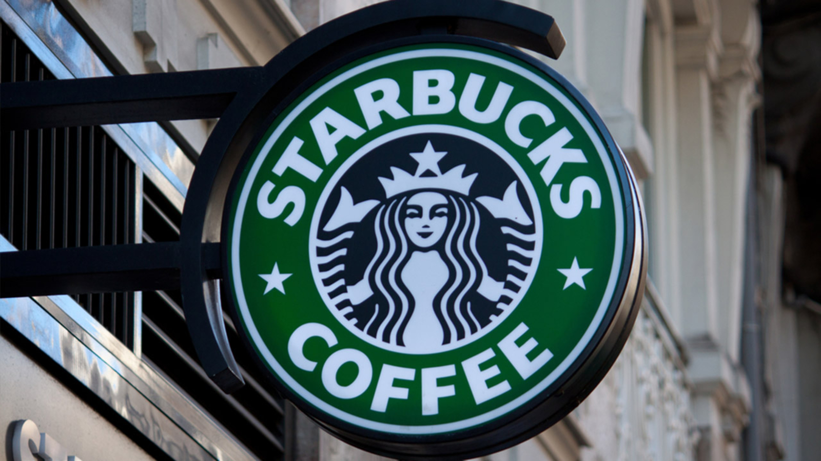 VIDEO: Starbucks employee in Queens, New York fired after Facebook ...