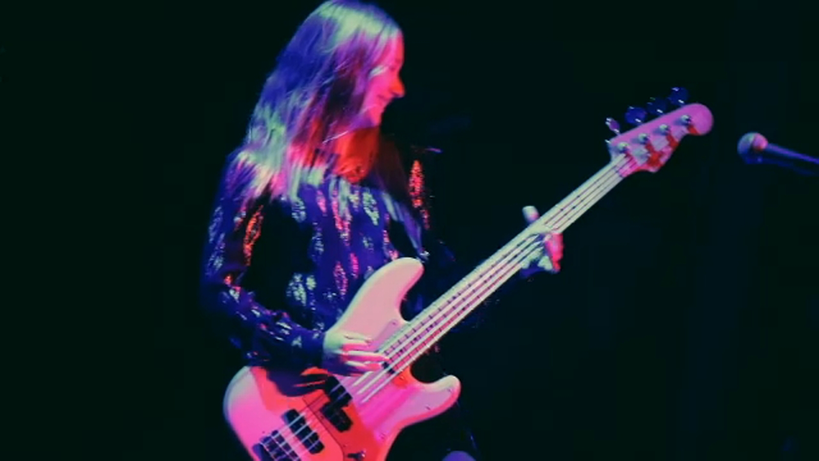 Bass wonder Karina Rykman keeps rocking, even during coronavirus pandemic - ABC7 New York