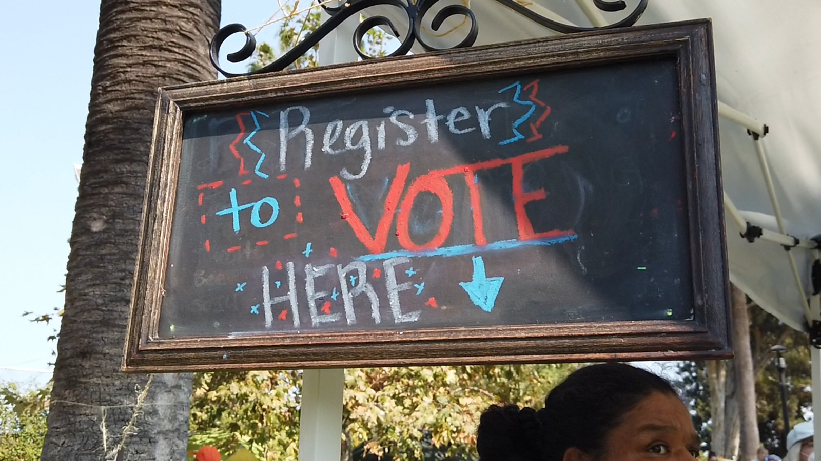 Echo Park community holds voter registration event for people ...