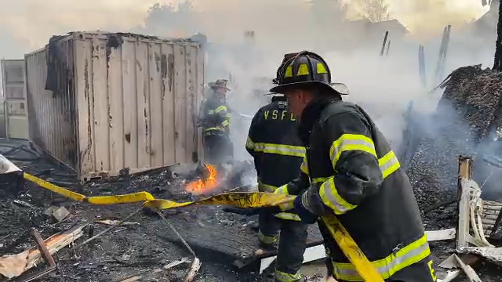 Several homes catch fire after gas explosion in Meadowmere, Nassau ...