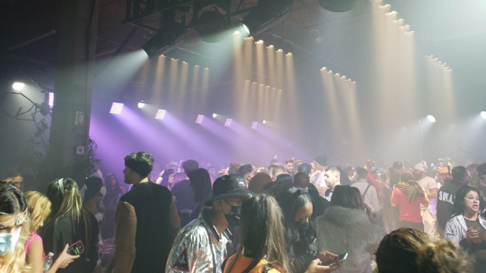 COVID NYC Update: Illegal Bronx warehouse party busted; gathering ...