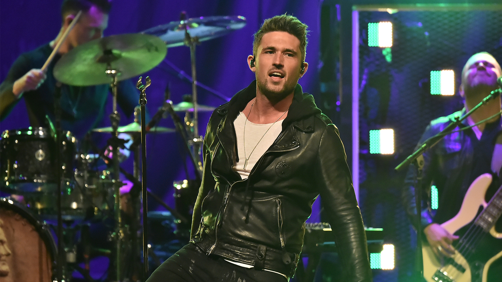 Michael Ray kicks off On The Red Carpet's concert series to celebrate ...