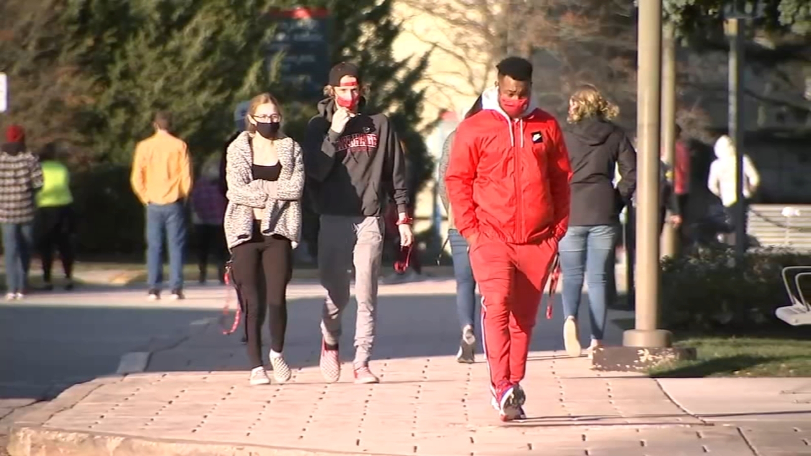 College students return home before Thanksgiving for holidays amid ...