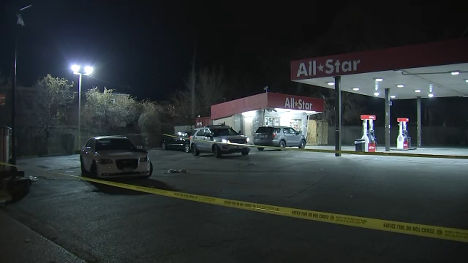 Chicago shootings: Weekend violence leaves 40 shot, 6 fatally across ...