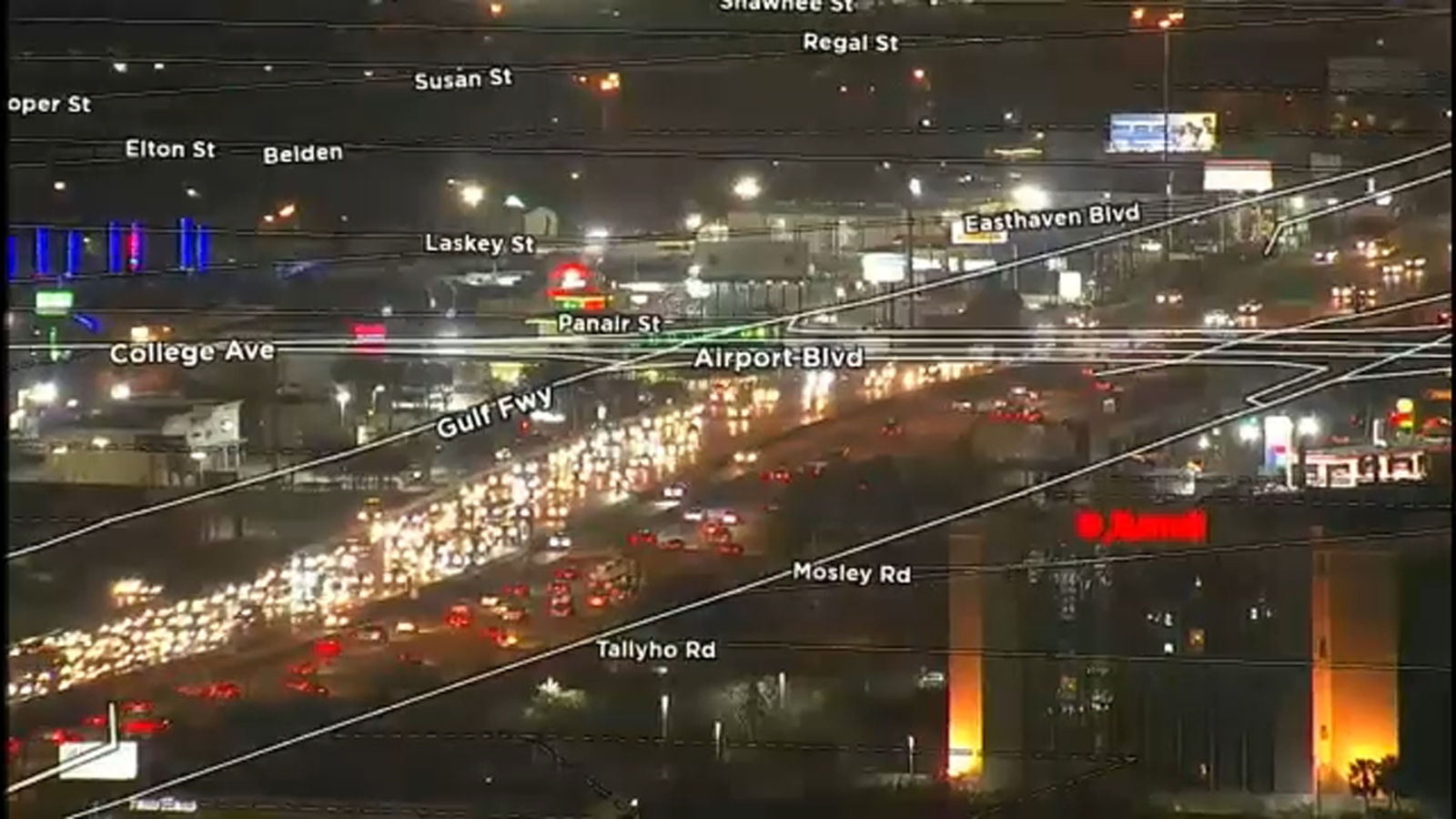 Houston traffic: I-45 Gulf Freeway blocked at Broadway Street due to 6 ...